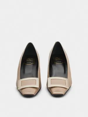 ROGER VIVIER Belle Vivier Patent Leather Pumps With Buckle Detail - Beige