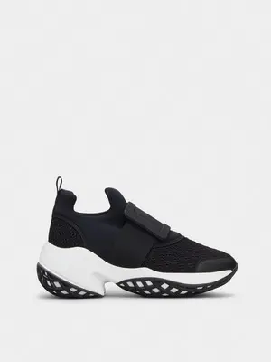 ROGER VIVIER Viv' Run Sneakers - Black