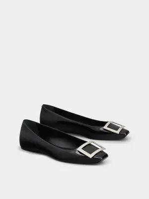 ROGER VIVIER Trompette Ballerinas In Patent Leather With Metal Buckle - Black