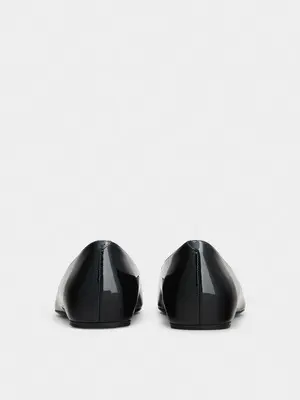 ROGER VIVIER Trompette Ballerinas In Patent Leather With Metal Buckle - Black