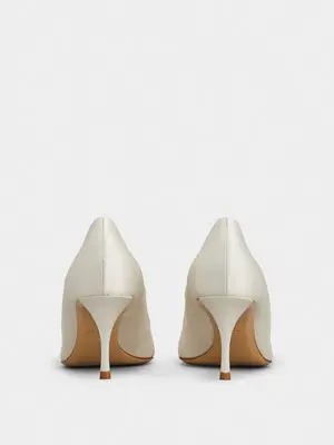 ROGER VIVIER Efflorescence Satin Pumps With Crystal Buckle - Off White