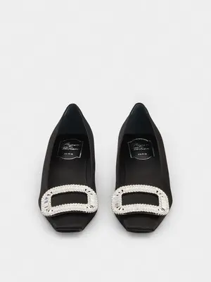ROGER VIVIER Belle Vivier Pumps In Satin With Crystal Buckle