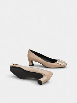 ROGER VIVIER Trompette Pumps In Patent Leather