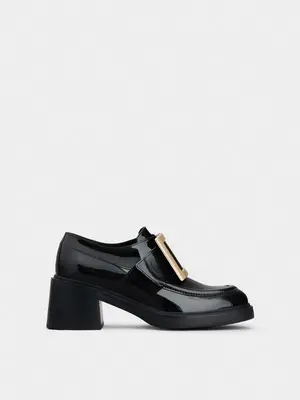 ROGER VIVIER Viv' Rangers Loafers In Patent Leather