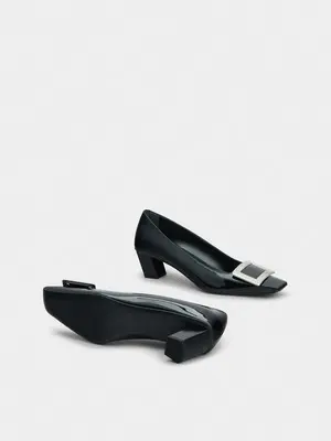 ROGER VIVIER Belle Vivier Pumps In Patent Leather With Metal Buckle - Black
