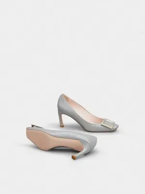 ROGER VIVIER Trompette Pumps In Patent Leather - Grey