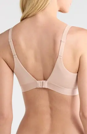 Chantelle Norah Supportive Wireless Bra - Rose