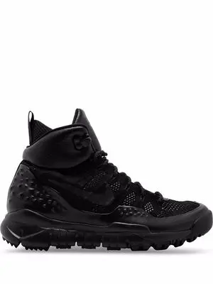 Nike Lupinek Flyknit Sneakers - Black