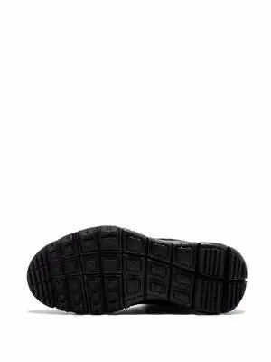 Nike Lupinek Flyknit Sneakers - Black