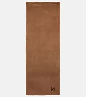 Max Mara Monogrammed Teddy Blanket - Brown