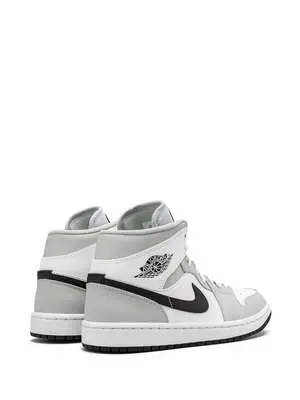 JORDAN 1 Mid Sneakers - Grey