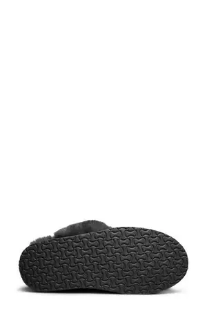 Minnetonka Genuine Sheepskin Slipper - Black