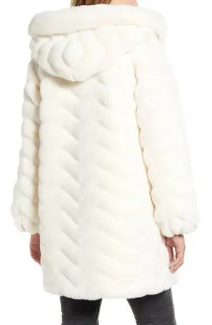 Gallery Grooved Faux Fur Hooded Jacket - Cream