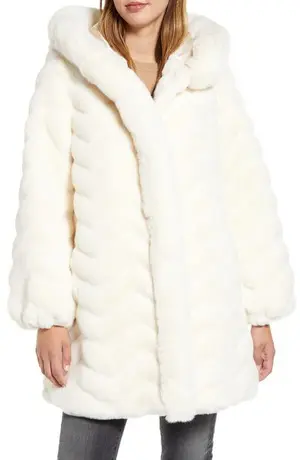 Gallery Grooved Faux Fur Hooded Jacket - Cream