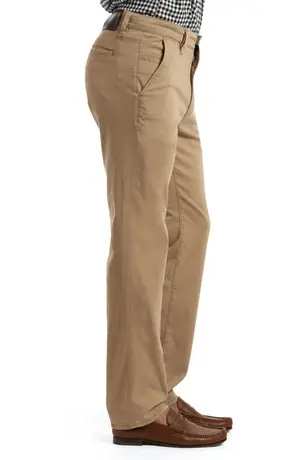 34 Heritage Charisma Relaxed Fit Straight Leg Flat Front Chinos - Khaki Twill