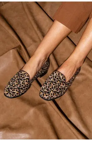 BYPAIGE Needlepoint Mini Flat - Leopard