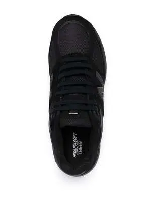 NEW BALANCE Logo-patch Panelled Sneakers - Black