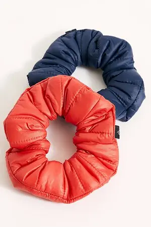 Free People Sports Puffer Scrunchie Marine