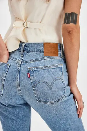 LEVI'S Wedgie Straight Jeans - Calling All Blues