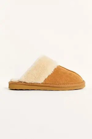 Minnetonka Chesney Suede Slippers
