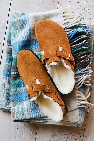 BIRKENSTOCK Boston Shearling Clogs - Taupe