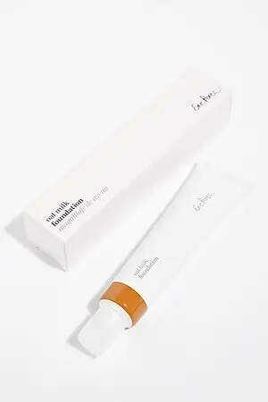 ERE PEREZ Oat Milk Foundation - Mocha