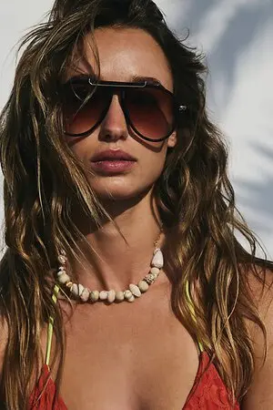 Free People Ventura Oversized Aviator Sunglasses - Black/berry