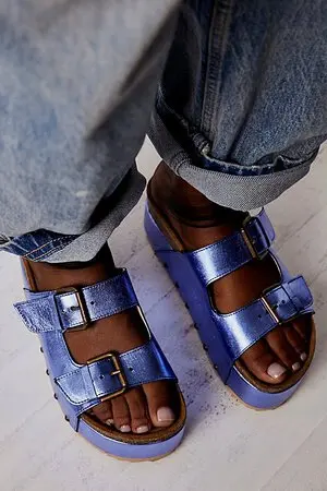 Intentionally Blank Rule Breaker Flatform Sandals Lavender Metallic