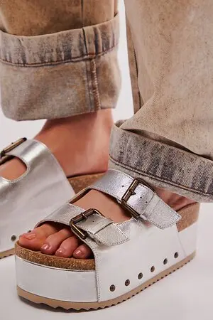 Intentionally Blank Rule Breaker Flatform Sandals Silver Metallic