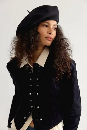 Women's Black Beret Hats