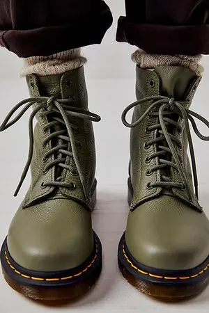 Dr. Martens Dr. Martens 1460 Pascal Virginia Lace-Up Boots Khaki Green