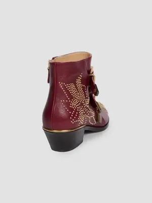 Chloé Susanna Studded Leather Ankle Boots - Grenat Red