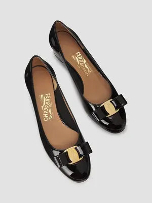 FERRAGAMO Vara 45mm Patent Leather Pumps - Black