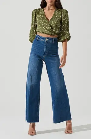 Astr The Label Wrap Front Cutout Top