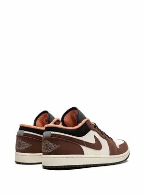 JORDAN Air 1 Low Sneakers - Brown