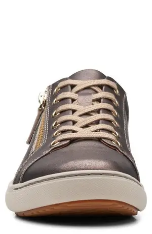 Clarks Nalle Lace-up Sneaker - Bronze Metallic