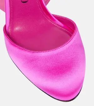 Attico Luz Satin Pumps