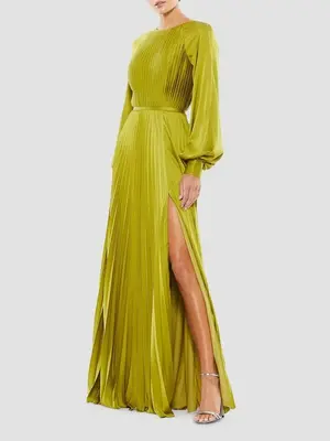 Mac Duggal Ieena Pleated A-line Chiffon Gown - Apple Green