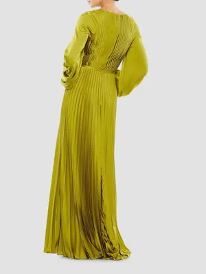 Mac Duggal Ieena Pleated A-line Chiffon Gown - Apple Green
