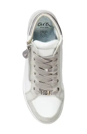 ARA Rei High Top Sneaker