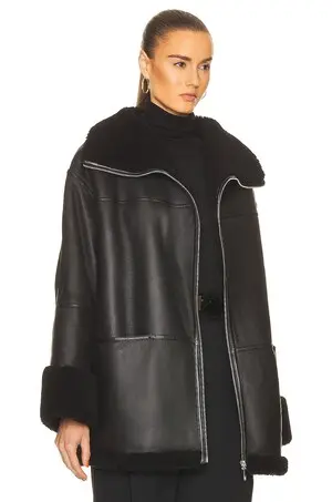 TOTEME Signature Shearling Jacket - Black