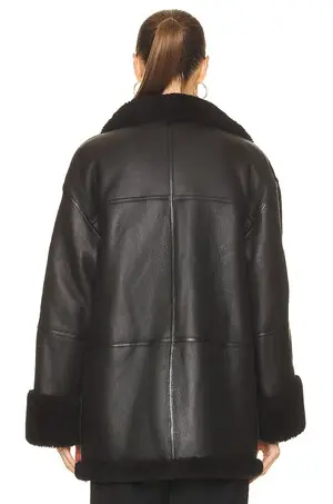 TOTEME Signature Shearling Jacket - Black