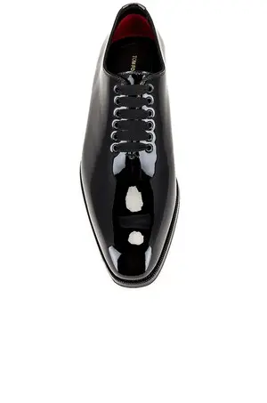 TOM FORD Elkan Patent Lace Up