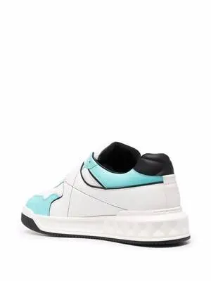 Valentino Garavani Roman Stud Low-top Sneakers