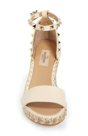 Valentino Garavani Rockstud Espadrille Wedge Sandal - Ivory