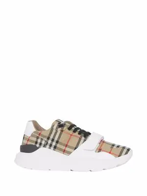Burberry Regis Low-top Sneakers - Neutrals