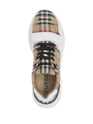 Burberry Regis Low-top Sneakers - Neutrals