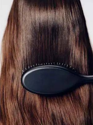 CROWN AFFAIR The Brush No. 001 - Black
