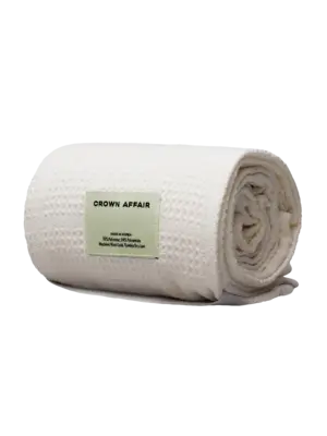 CROWN AFFAIR The Towel - White