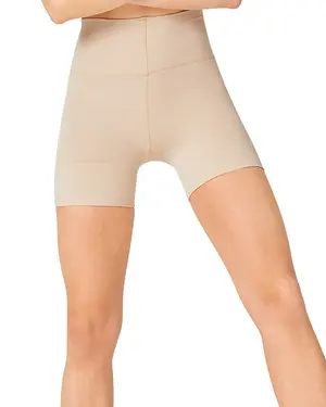 ITEM M6 Midi Shape Shorts - Apricot
